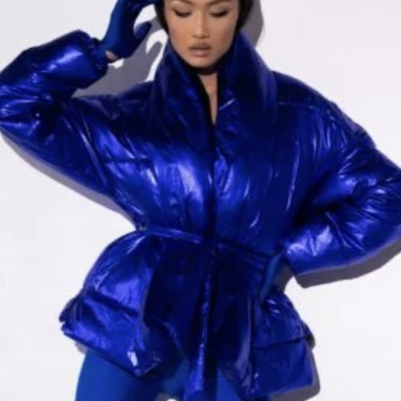 AKIRA | Jackets & Coats | Metallic Blue Luxury Lightweight Puffer Coat ...